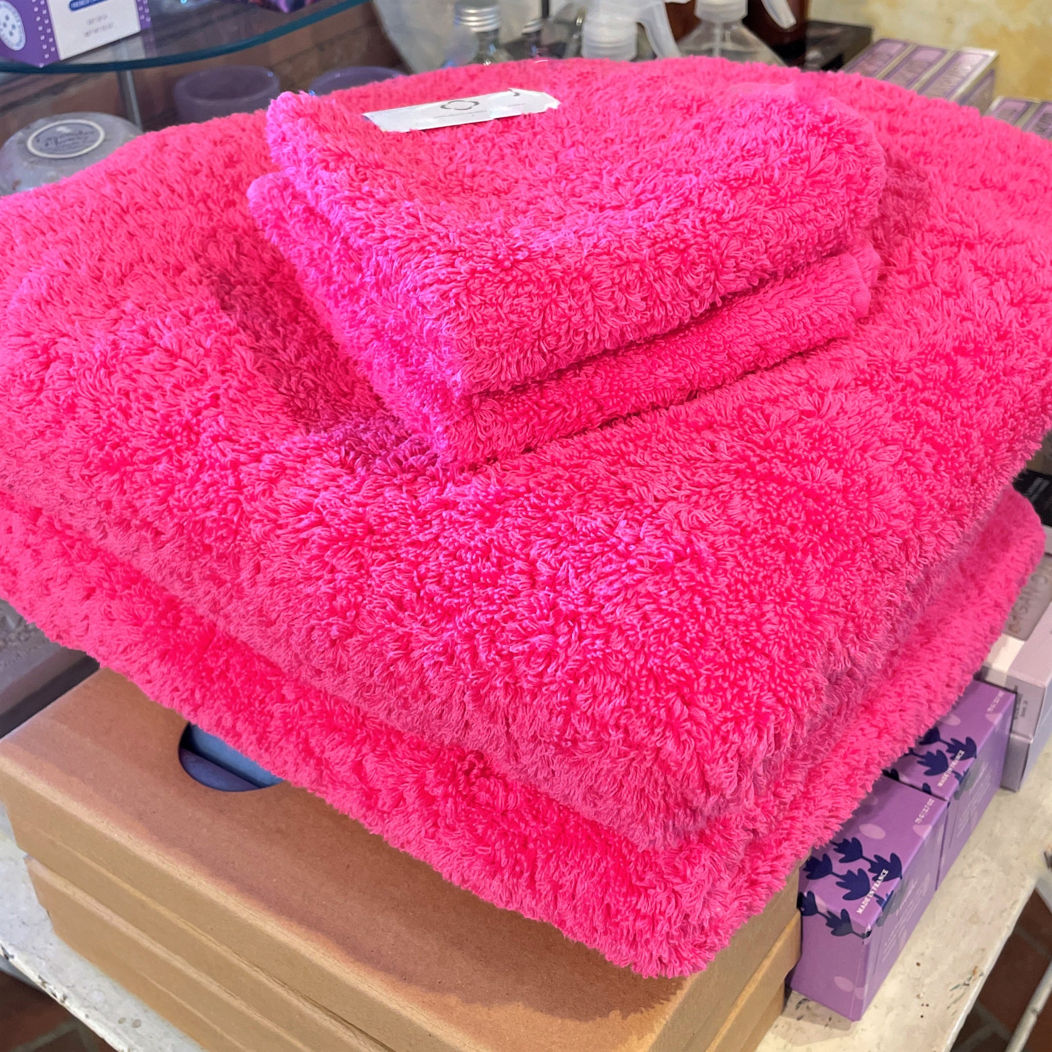Hot Pink Bath Towel – Watson Kennedy