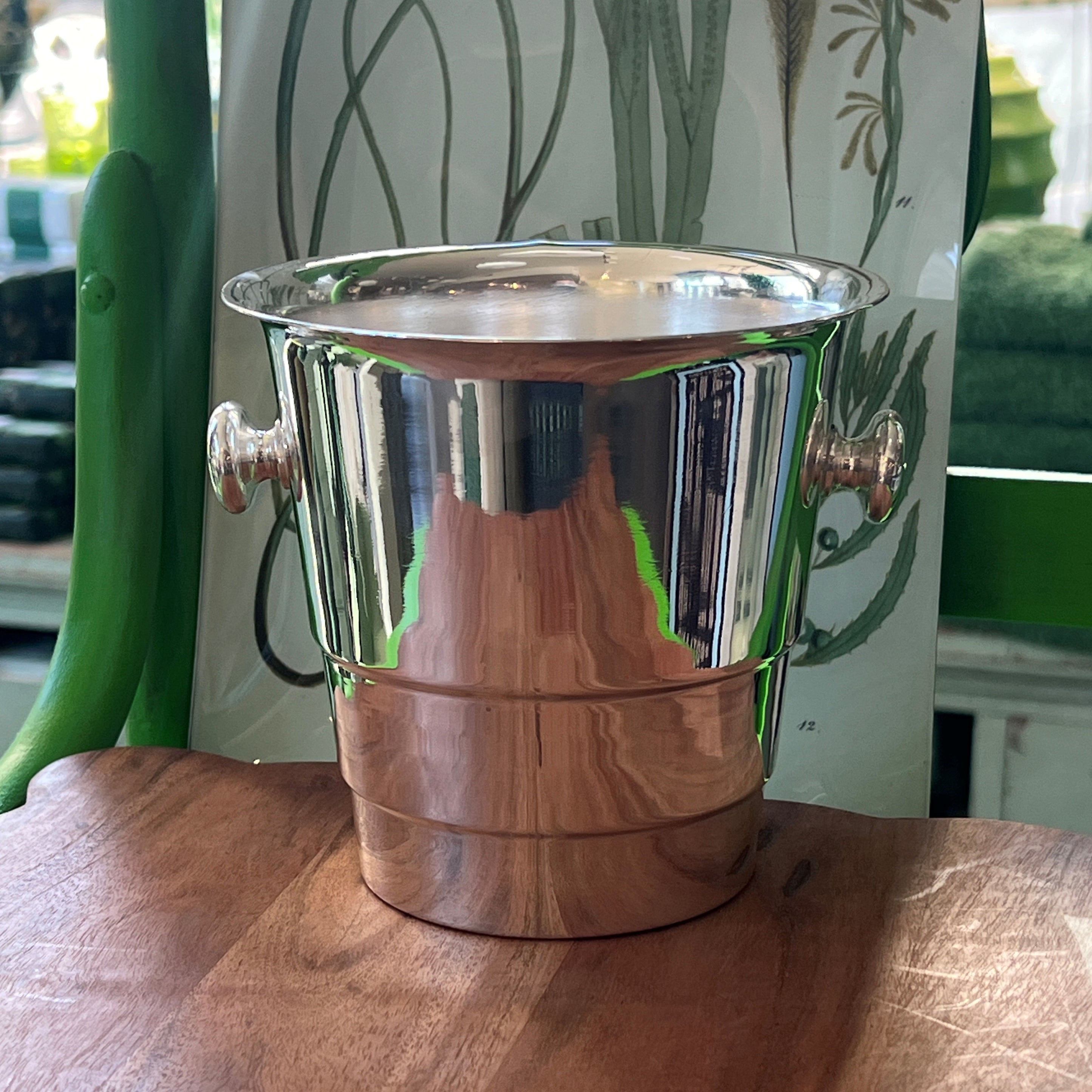 Vintage Hotel Silver Stepped Base Ice Bucket – Watson Kennedy